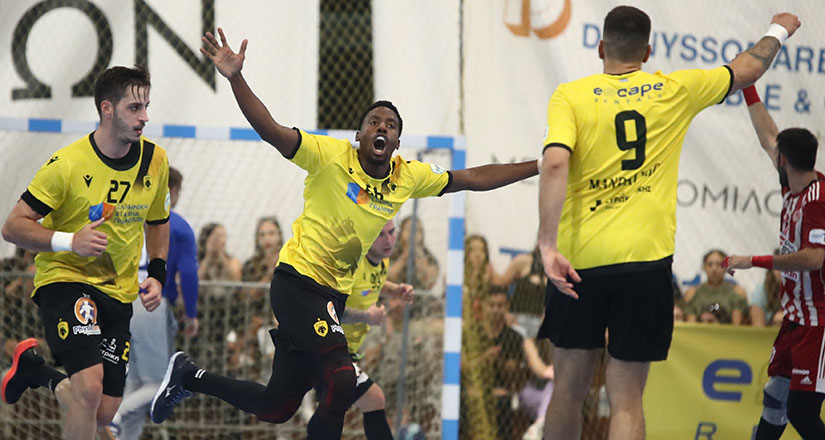 Τανκ η ΑΕΚΑΡΑ, ισοπέδωσε τον Ολυμπιακό - Οι Μάγκες των επιτυχιών ...