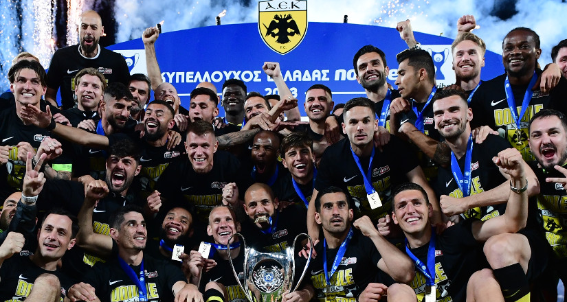Η απονομή του Κυπέλλου στην Νταμπλούχο ΑΕΚ (pics/video) - AEK1924.gr