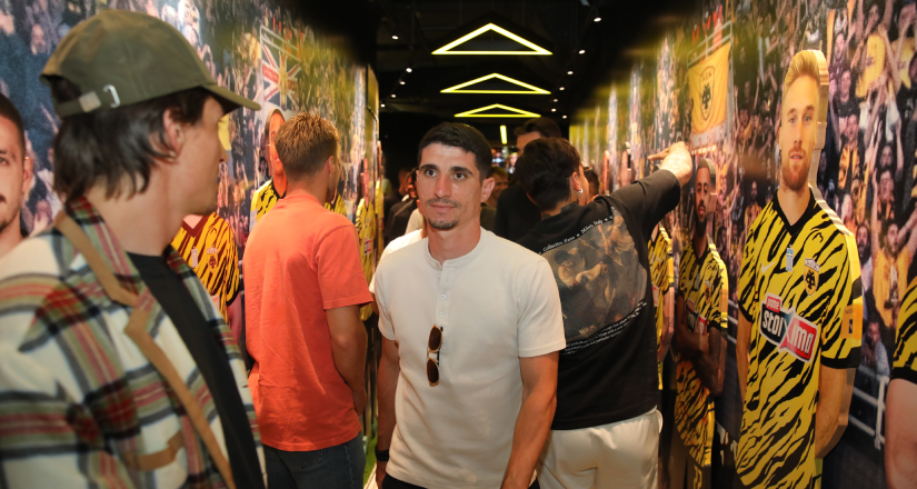 Η επίσκεψη της ομάδας στο Μουσείο Ιστορίας της ΑΕΚ - Εντυπωσιασμένοι οι ...