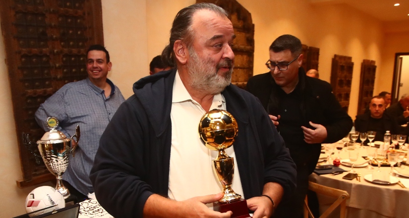 Στην κοπή της πίτα της ΕΠΣΑΝΑ ο Μάριος Ηλιόπουλος (ΦΩΤΟ) - AEK1924.gr